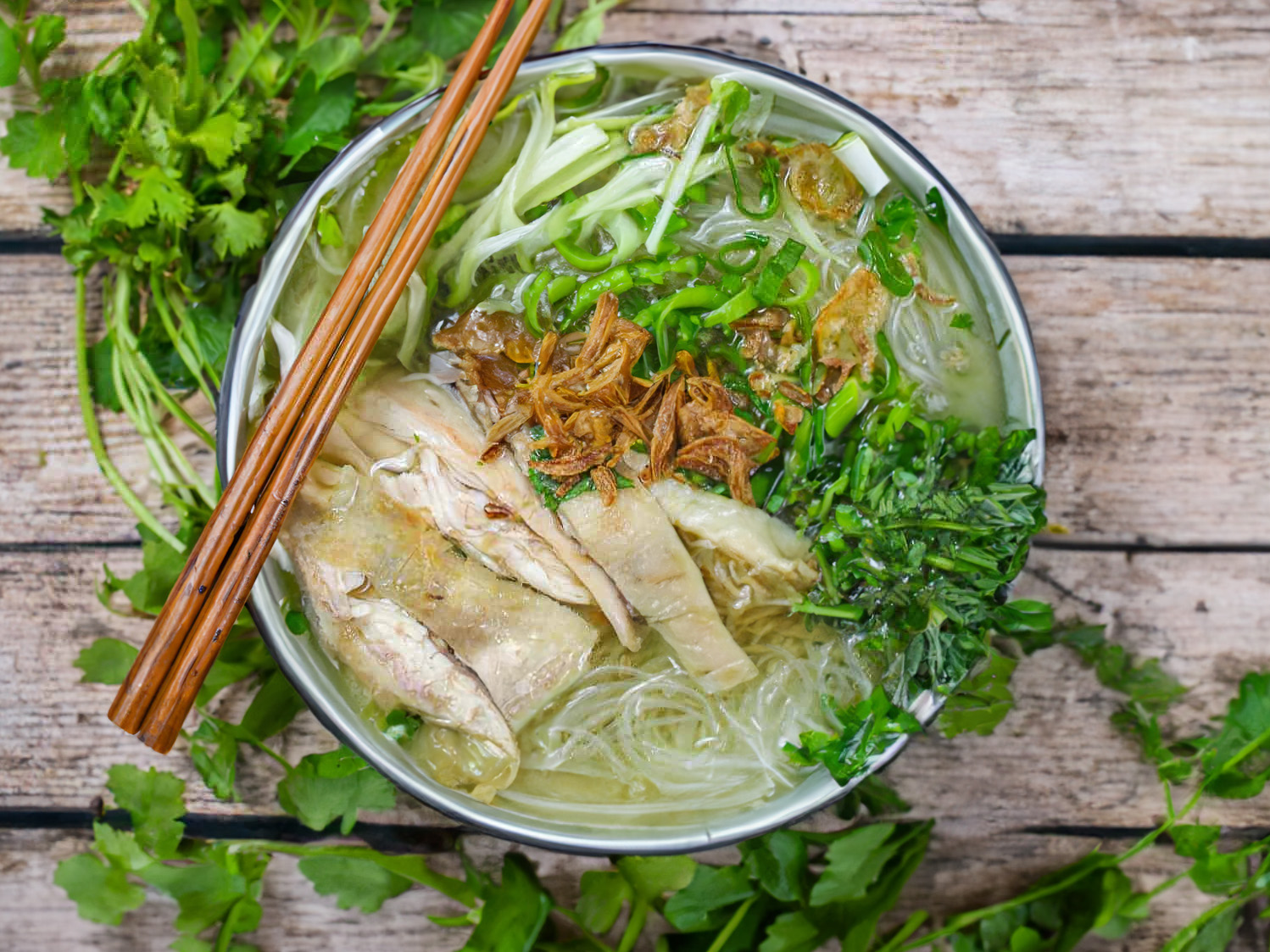 Meehoon Sup: Savoring the Comforting Elegance of Rice Vermicelli Soup ...